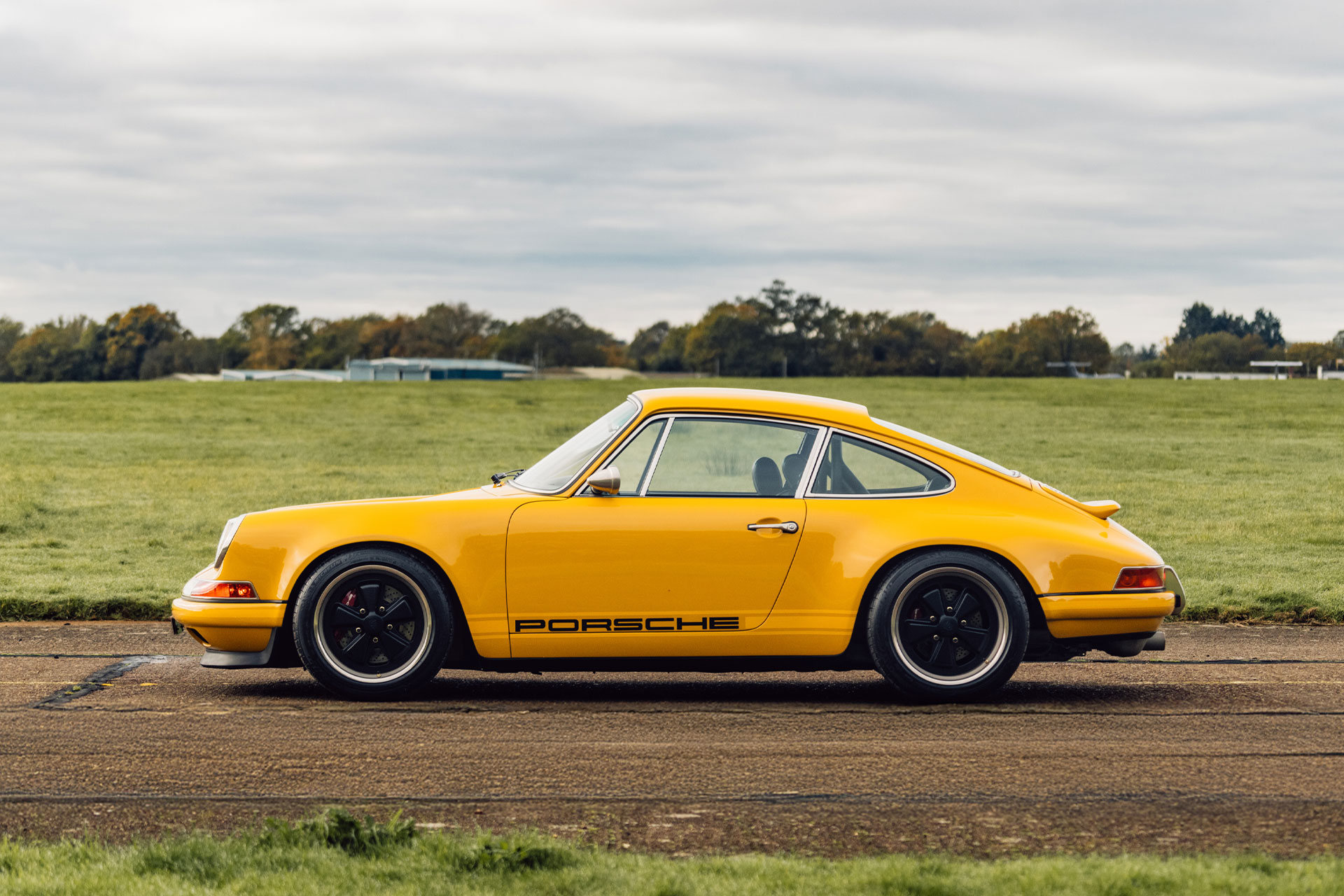1990 Porsche 911 Reimagined by Singer | Uncrate