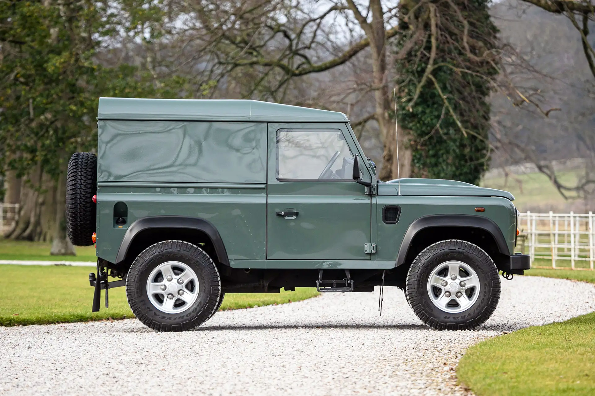 King Charles' 2010 Land Rover Defender 90 | Uncrate