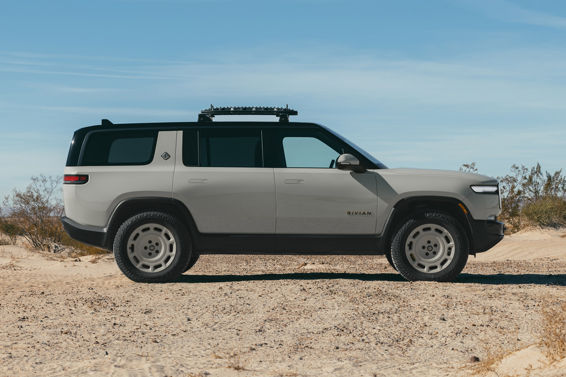 Rivian California Dune Edition R1S & R1T | Uncrate