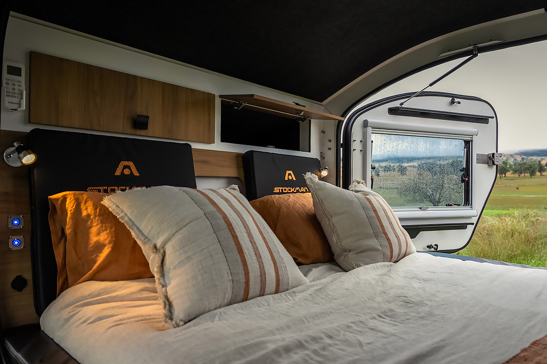 Stockman Rover 02 All-Terrain Camper | Uncrate