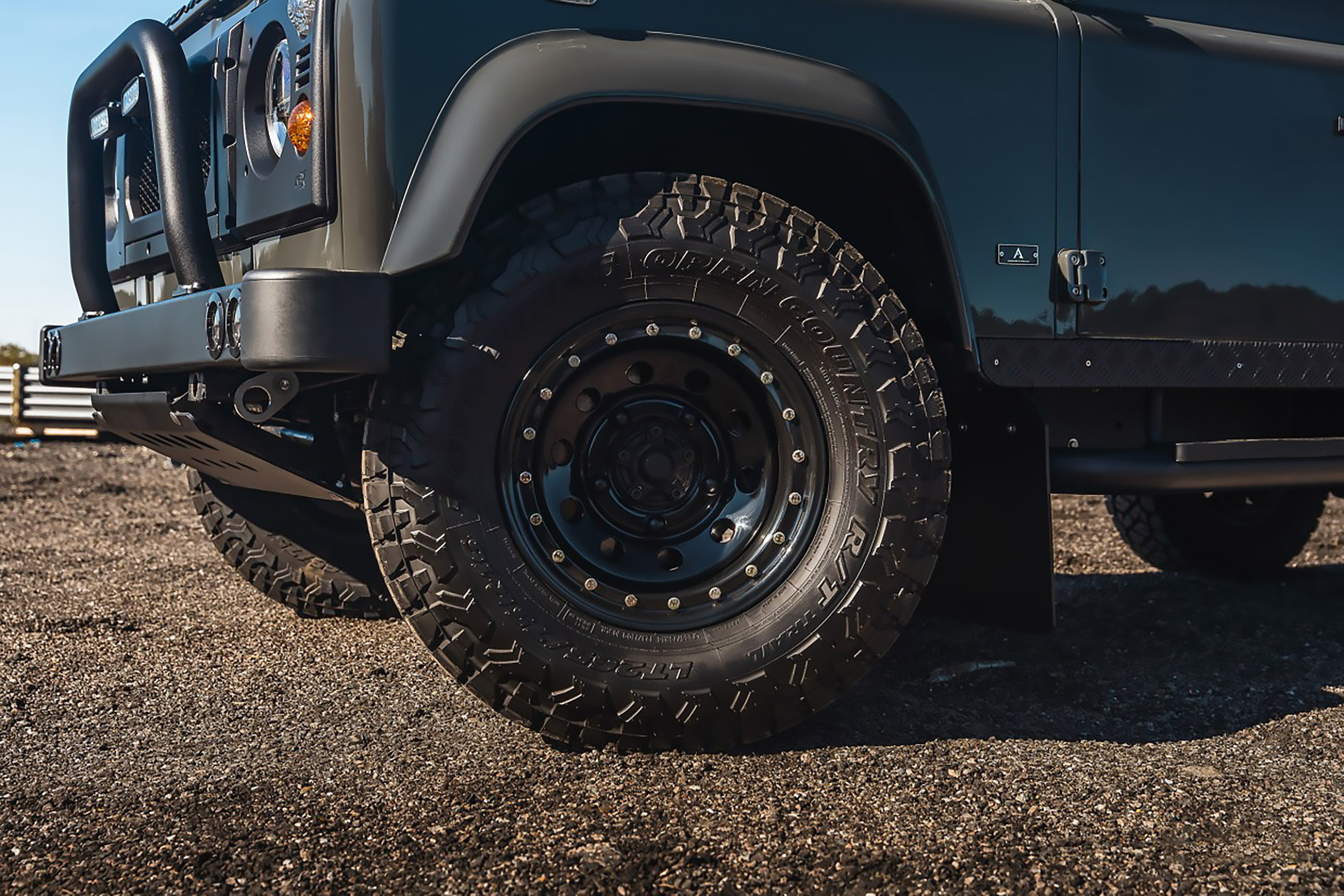 Arkonik Land Rover Defender Jackal D110 SUV | Uncrate