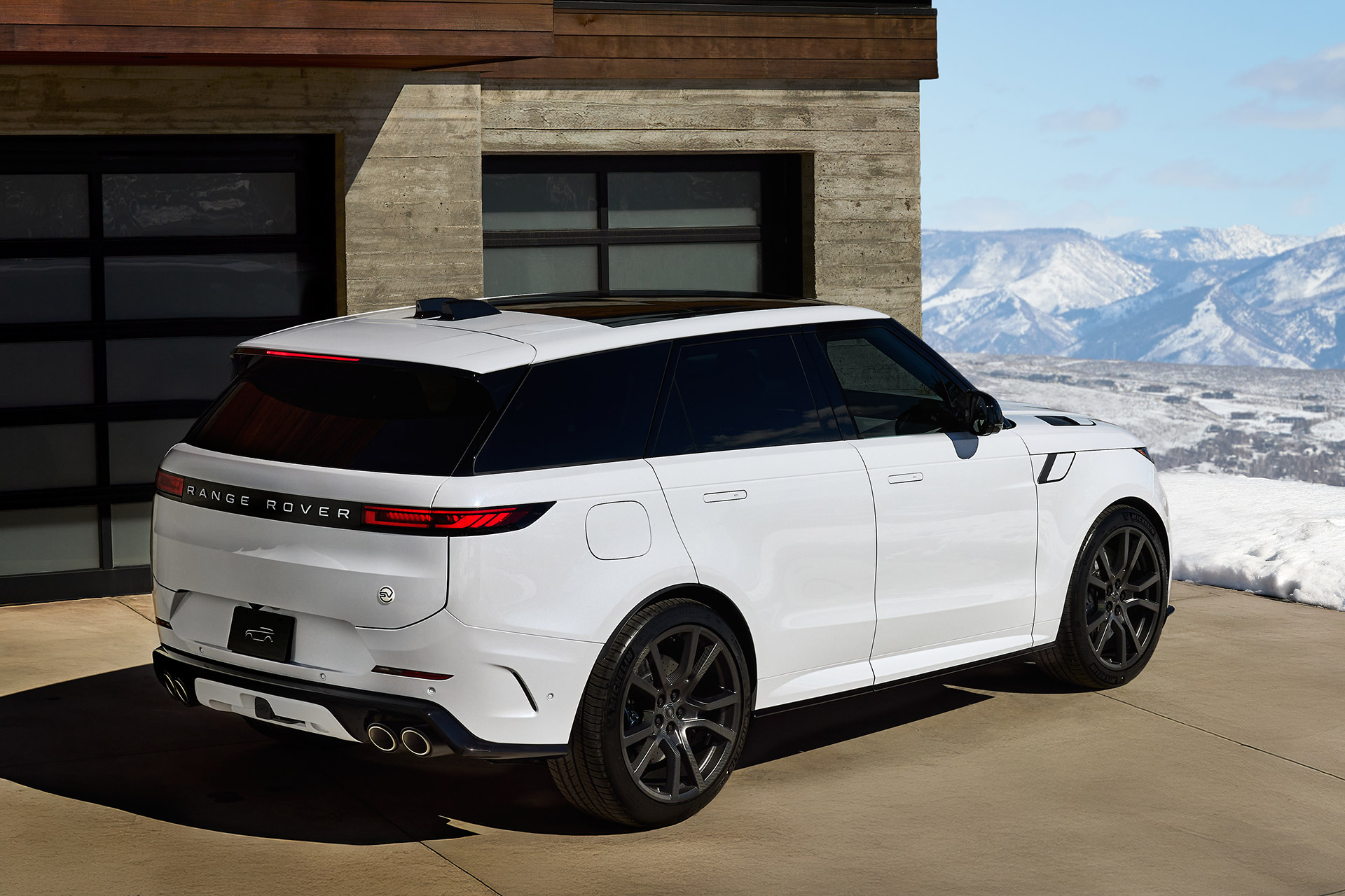2025 Range Rover Sport SV Park City Edition | Uncrate