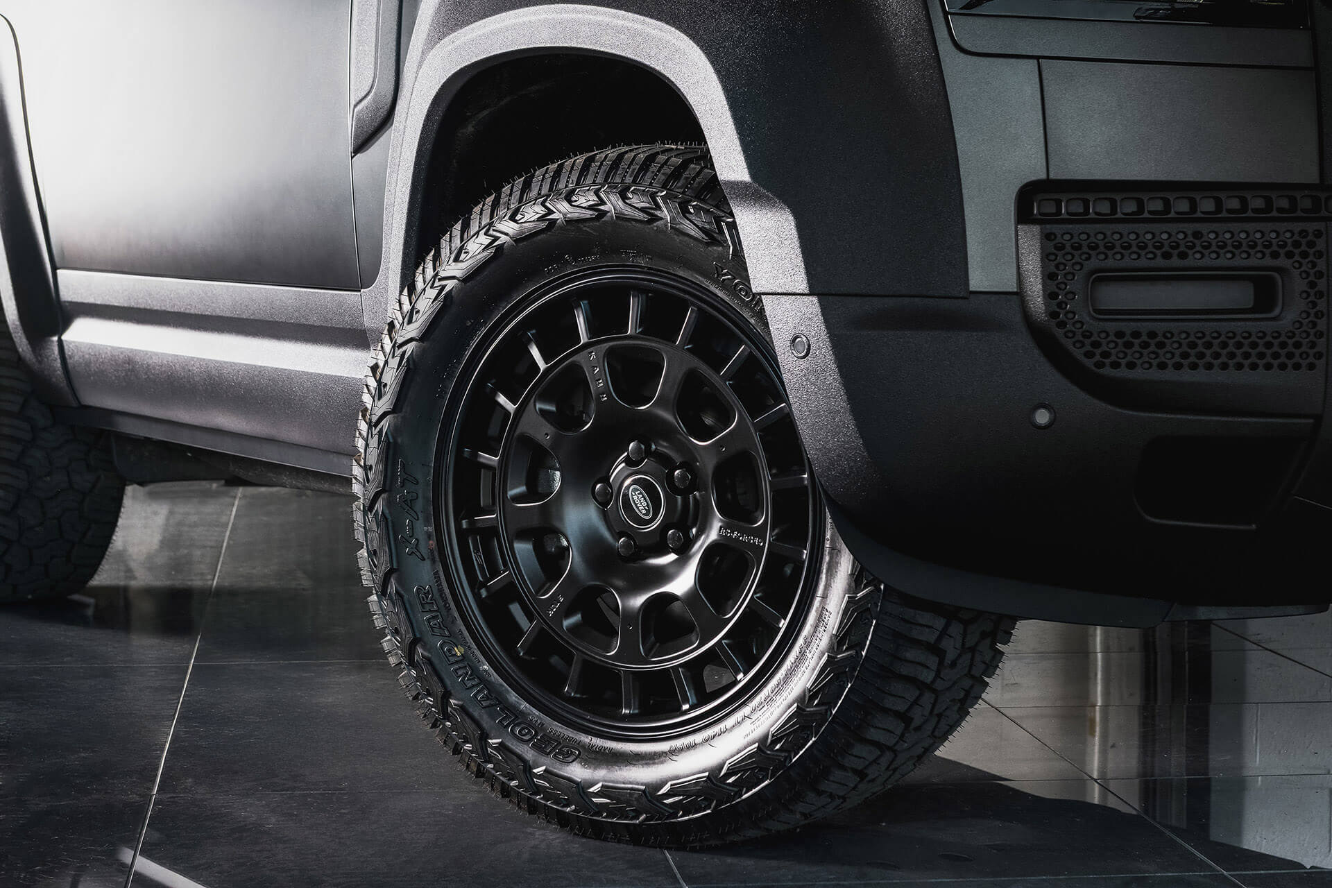 Kahn Design x CTC Defender 90 Concept 001 | Uncrate