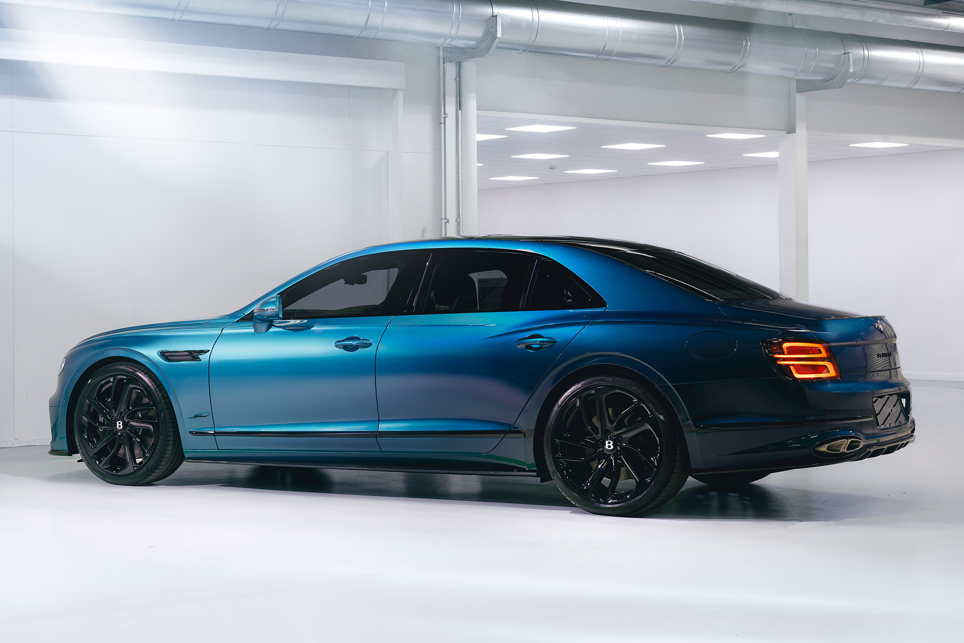 Bentley Ombré by Mulliner Paint Finish | Uncrate