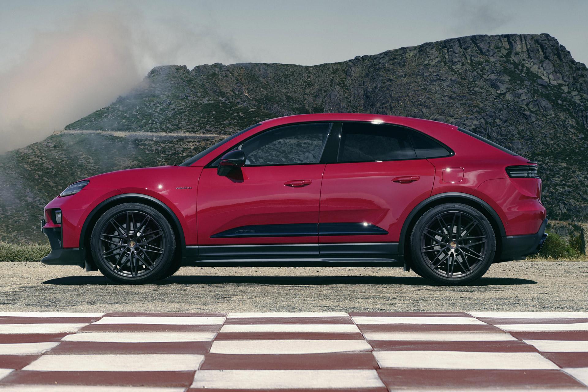 2026 Porsche Macan GTS EV | Uncrate