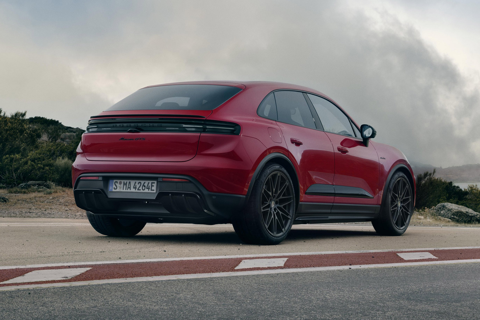 2026 Porsche Macan GTS EV | Uncrate